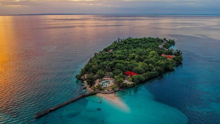 Prison Island Tour – Mustafa Tours & Safaris Zanzibar